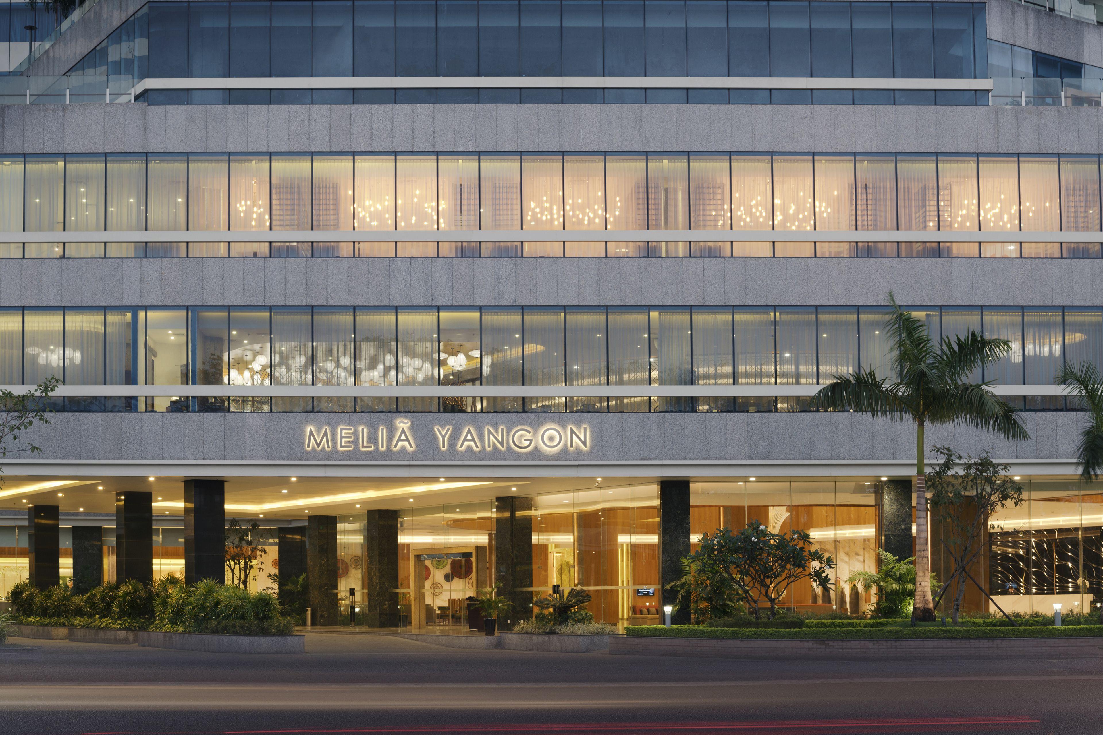 HOTEL MELIA YANGON | ⋆⋆⋆⋆⋆ | MYANMAR | SEASON DEALS FROM $442
